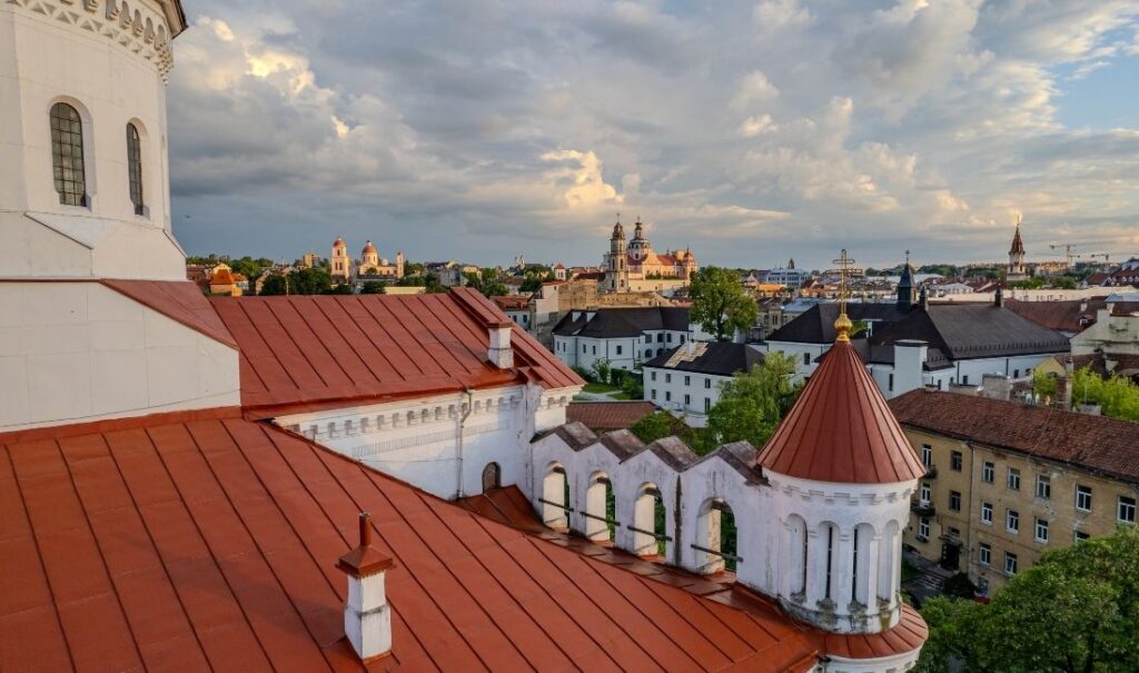LITHUANIA – Immigration changes for 2025. | Newland Chase